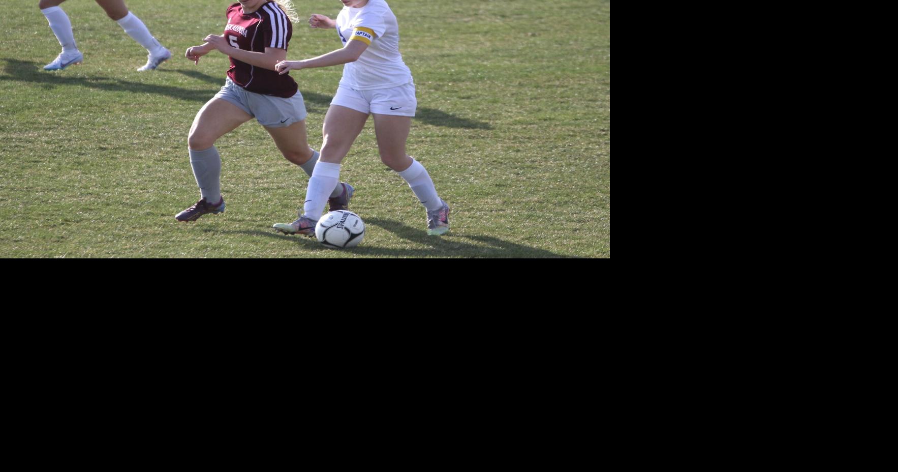 Oskaloosa downed in soccer doubleheader by Indianola | Sports ...