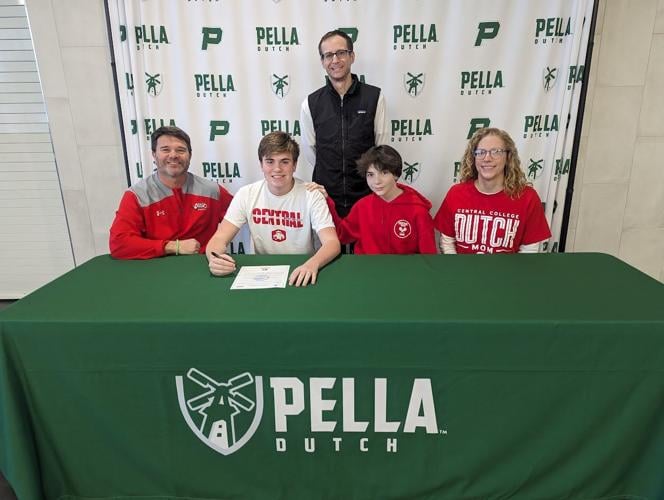 Pella athletes sign with Central | Pella | oskaloosa.com