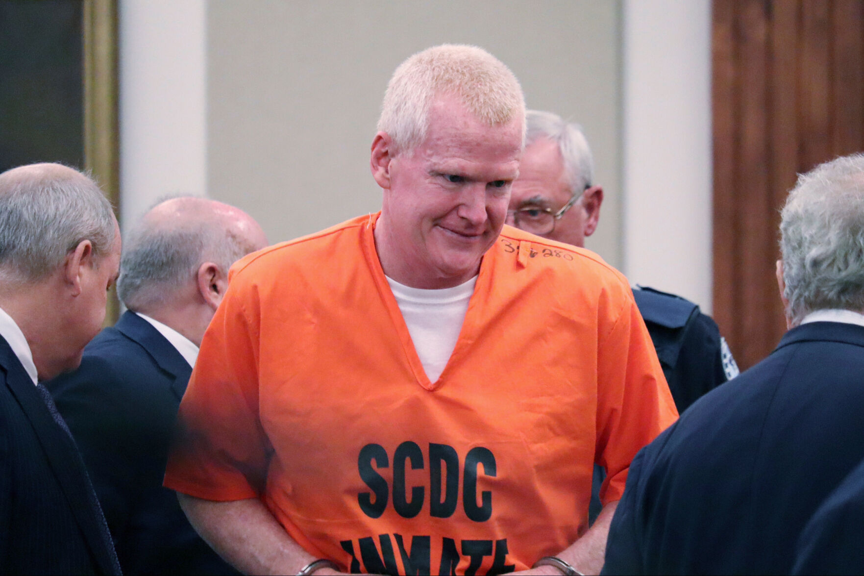 Alex Murdaugh sues clerk whose behavior led state Supreme Court to ...
