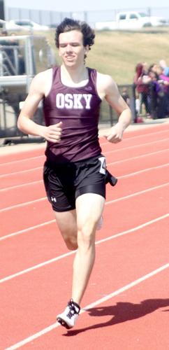 Huyser claims 4 LHC titles on track | Local Sports | oskaloosa.com