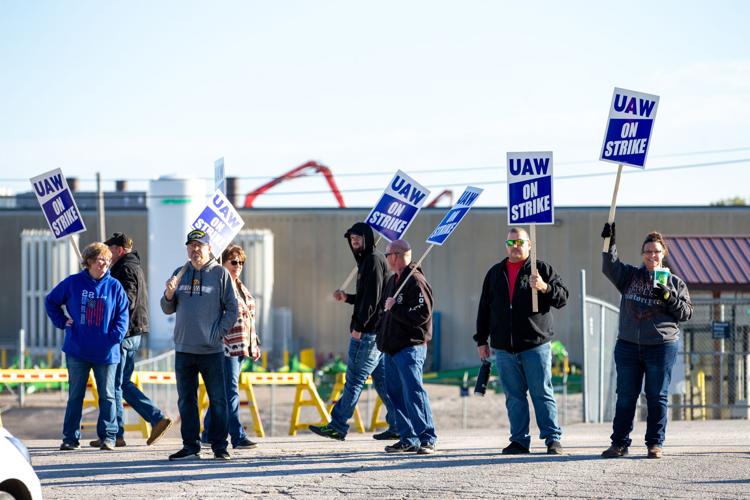 Strike begins for Deere workers | News | oskaloosa.com
