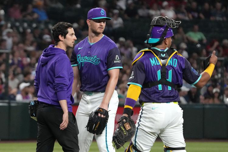 Diamondbacks starter Soroka leaves after 1 inning with apparent leg ...