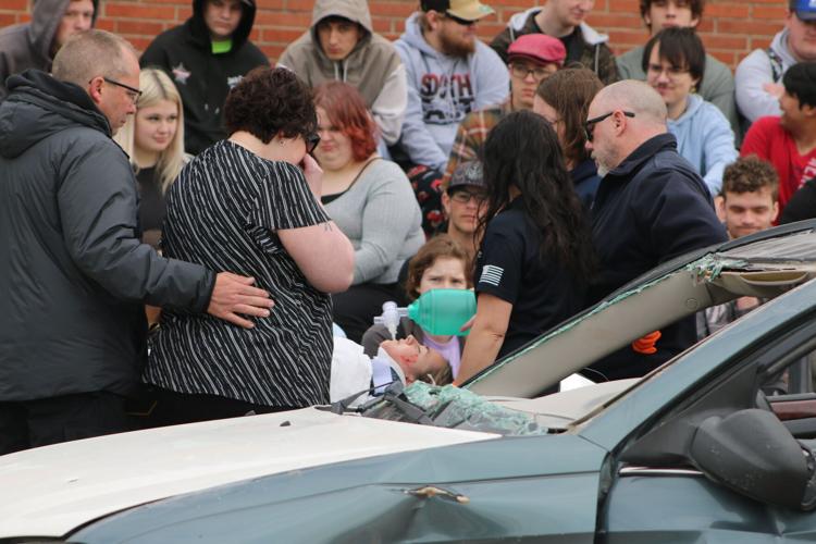 Mock car crash delivers message for seniors | Local News | oskaloosa.com