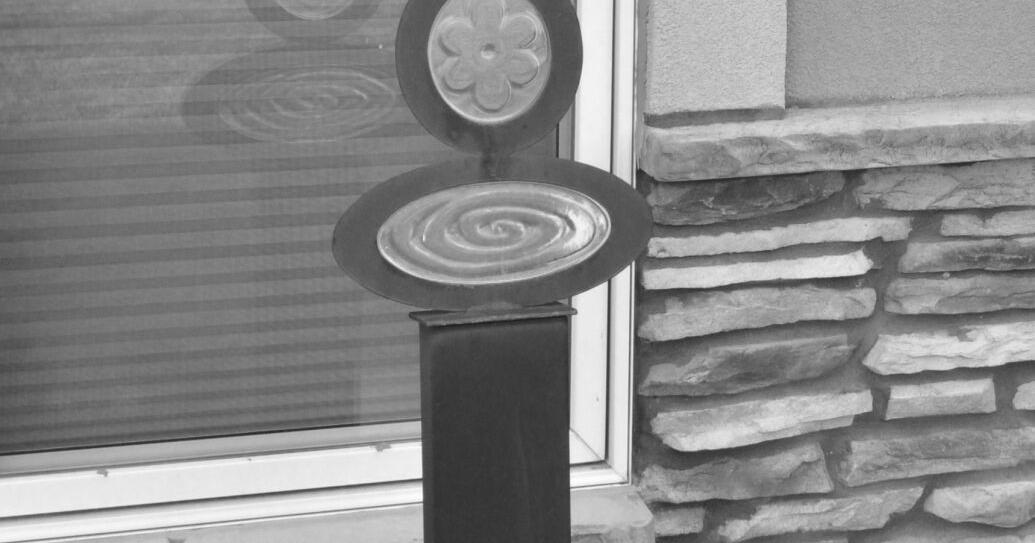 It Has a Story: A tale of two totems | Columns | oskaloosa.com