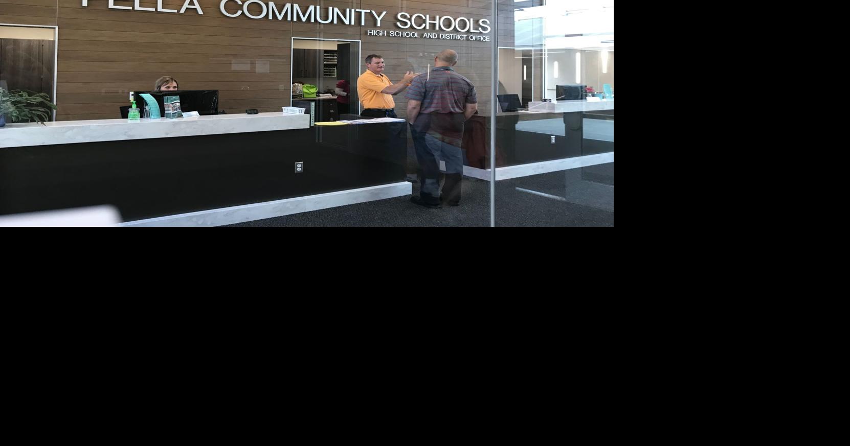 Pella school board approves early retirement plan | Pella | oskaloosa.com