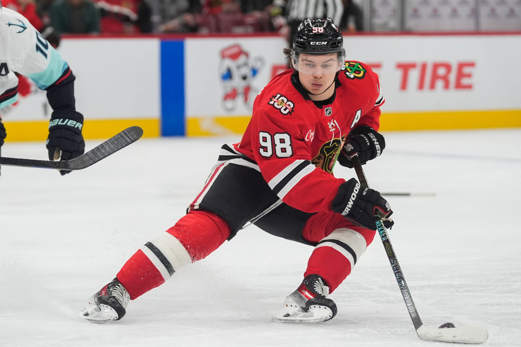 Blackhawks C Connor Bedard steps up his rehab in his return from a ...