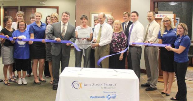 TruBank becomes a Blue Zones Worksite | Local News | oskaloosa.com