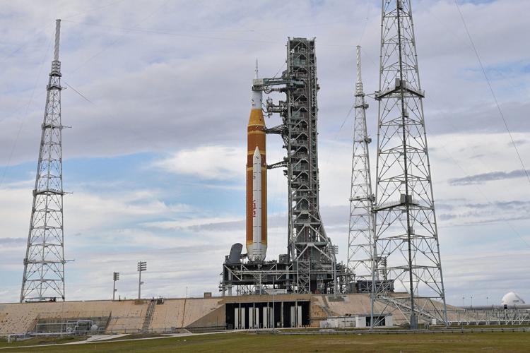 NASA begins a practice countdown for its first moonshot with astronauts ...