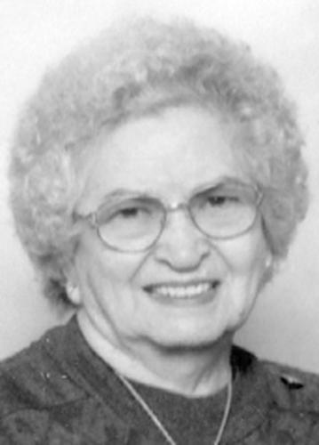 Elizabeth Clark | Knoxville | oskaloosa.com