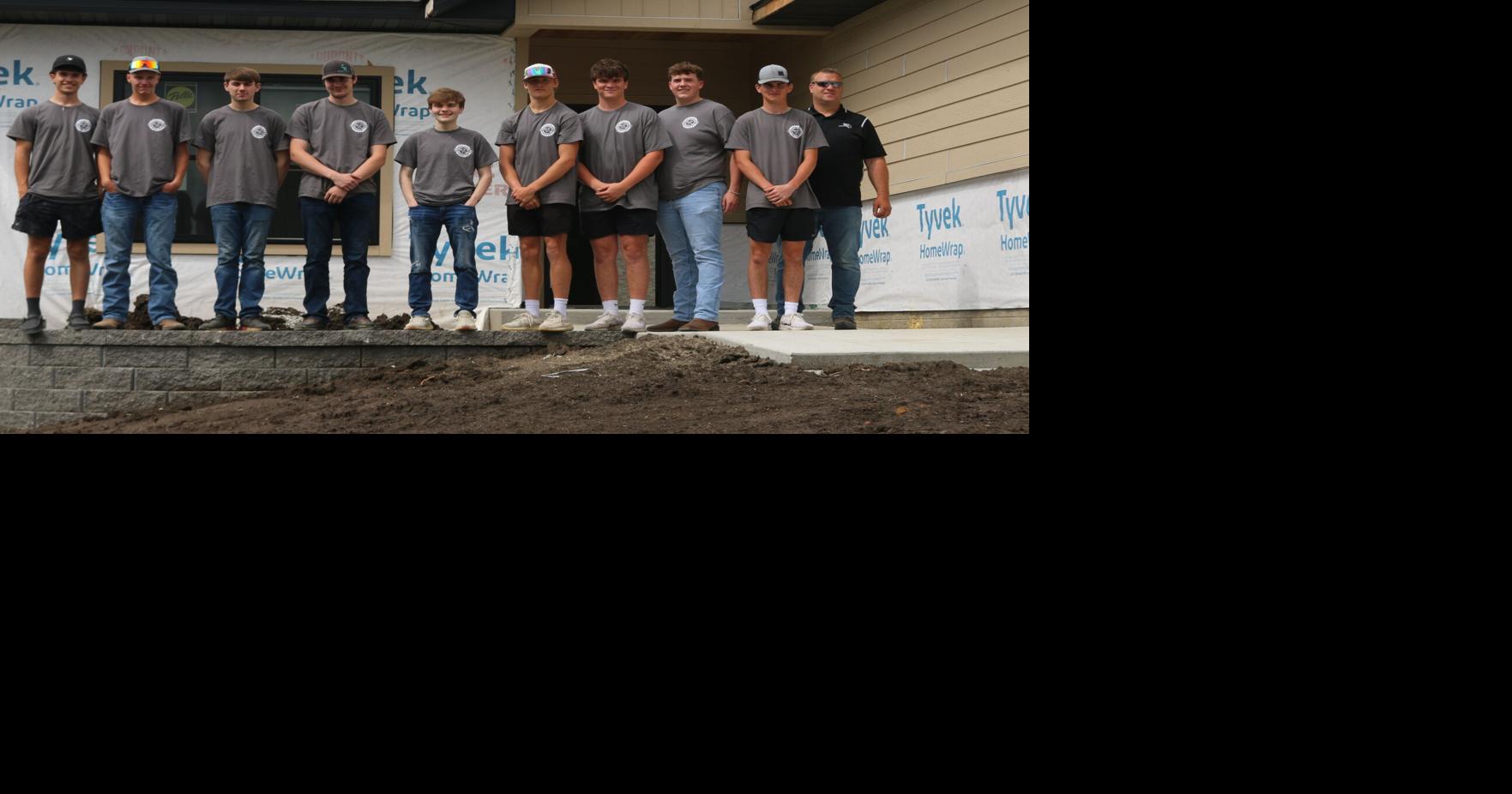 OHS students hold open house on latest project | Local News | oskaloosa.com