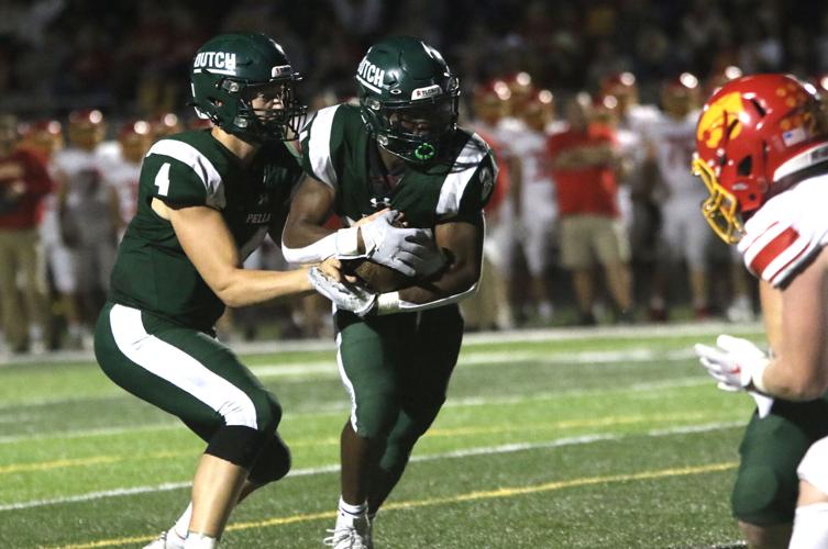 Dutch pull away in second half to conquer Carlisle, 38-14 | Pella ...