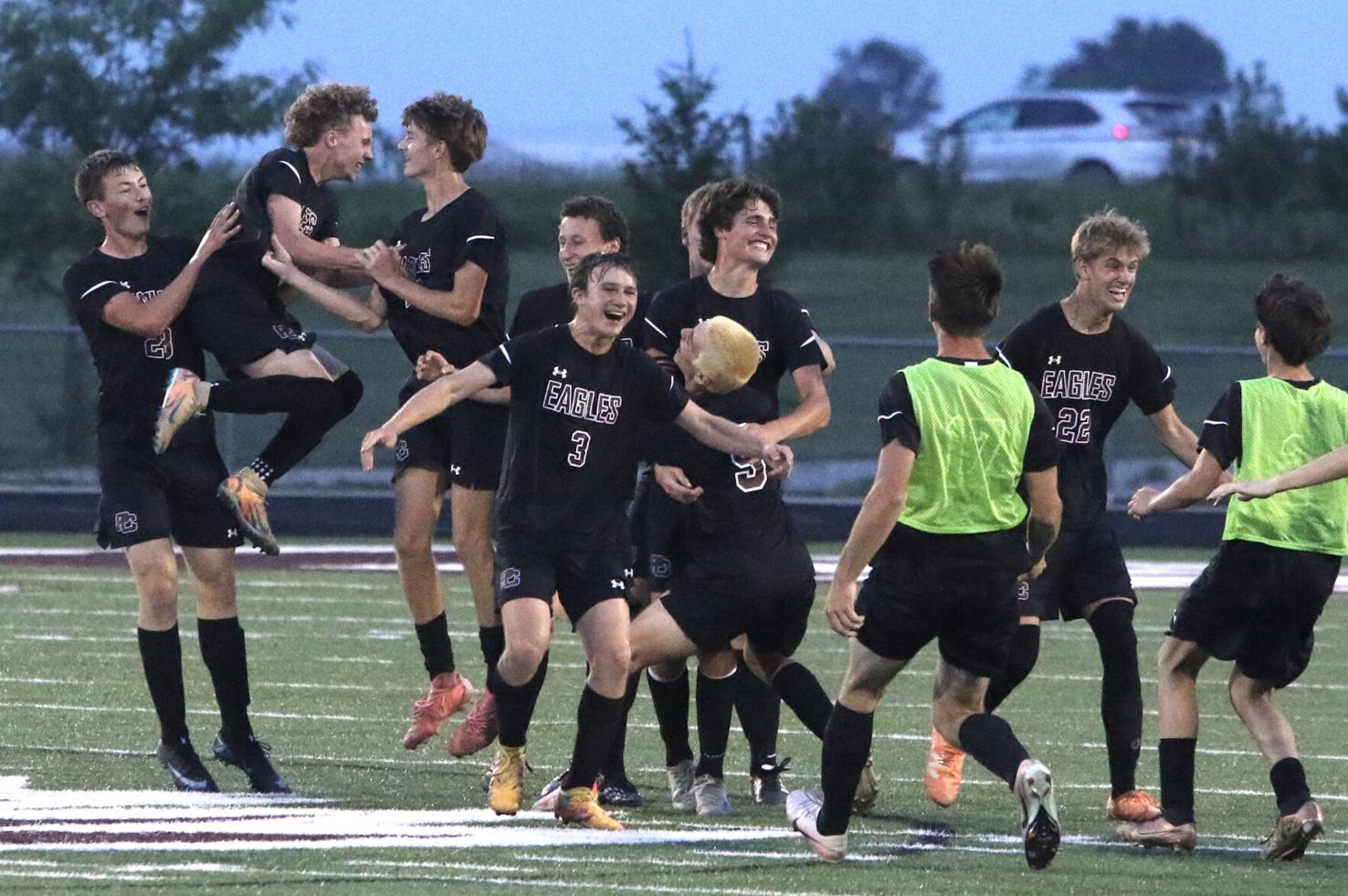 Pella Christian boys soccer state bound for the first time in a decade ...