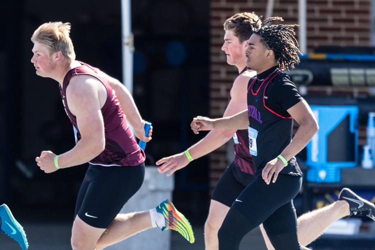 Pella’s Lauman grabs third top two finish to wrap up Drake Relays ...