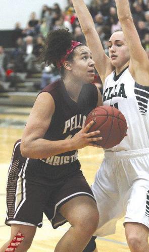 Lady Dutch survive scare from the Eagles | Pella | oskaloosa.com
