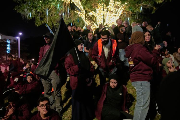 Besieged by gang violence, Palestinian citizens in Israel demand more ...