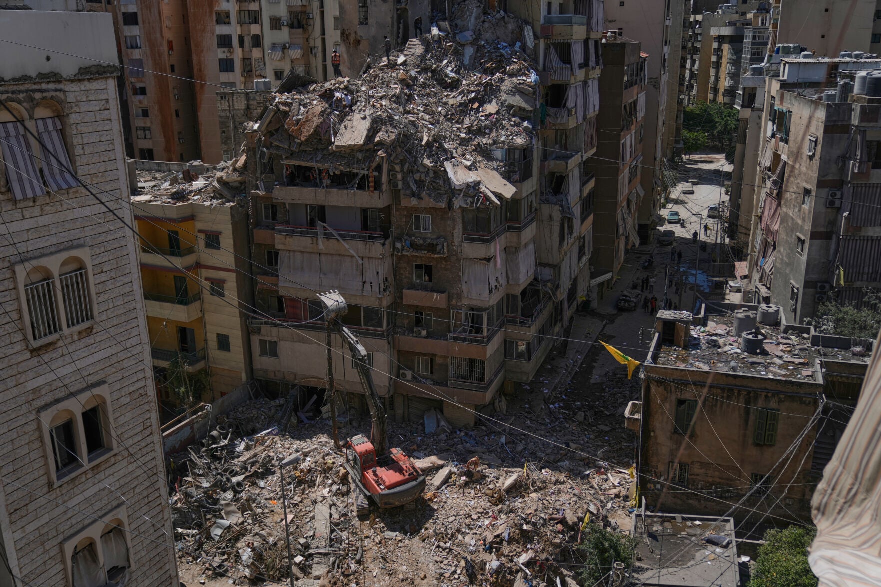 Israeli airstrikes kill 5 in southern Lebanon as Hezbollah rockets hit ...