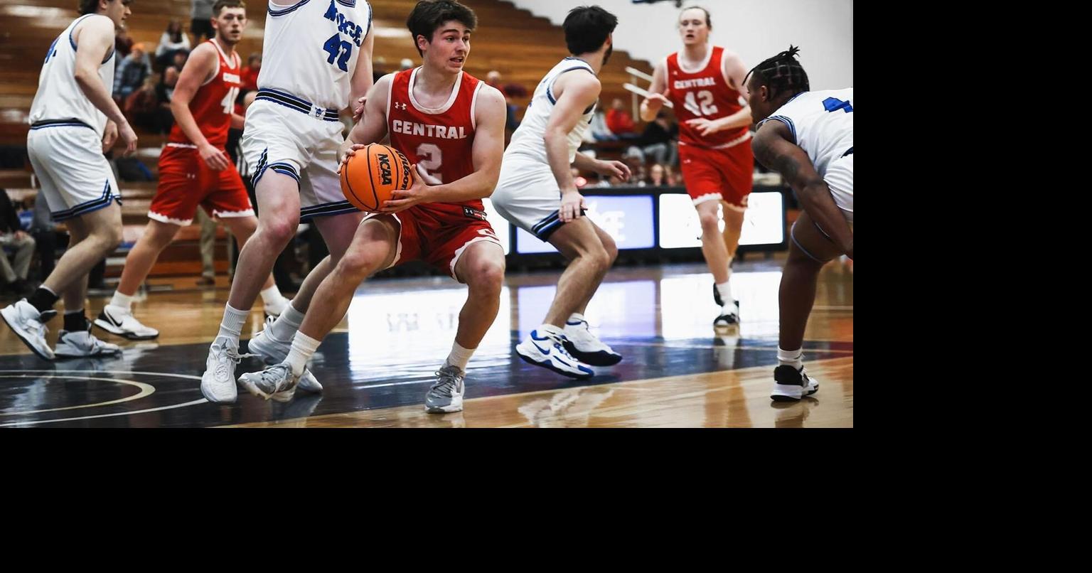 Road runaway clinches Central men’s basketball title share | Pella ...