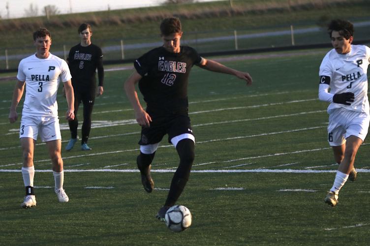 Eight area boys earn all-conference boys soccer selections | Pella ...