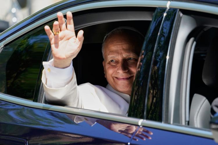 Pope meets with 6 clergy abuse survivors in Spain, hopes to improve ...
