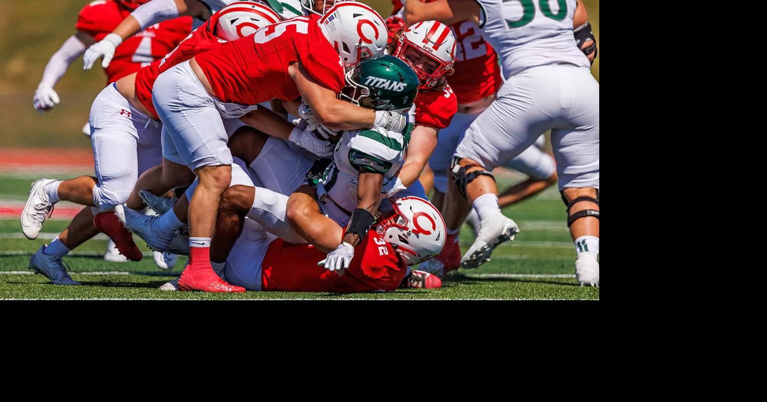 Central outscored in overtime football loss at Coe | Pella | oskaloosa.com