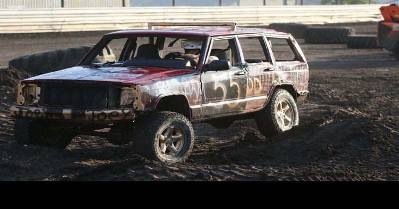 Redneck Rally races around fair track | Local Sports | oskaloosa.com
