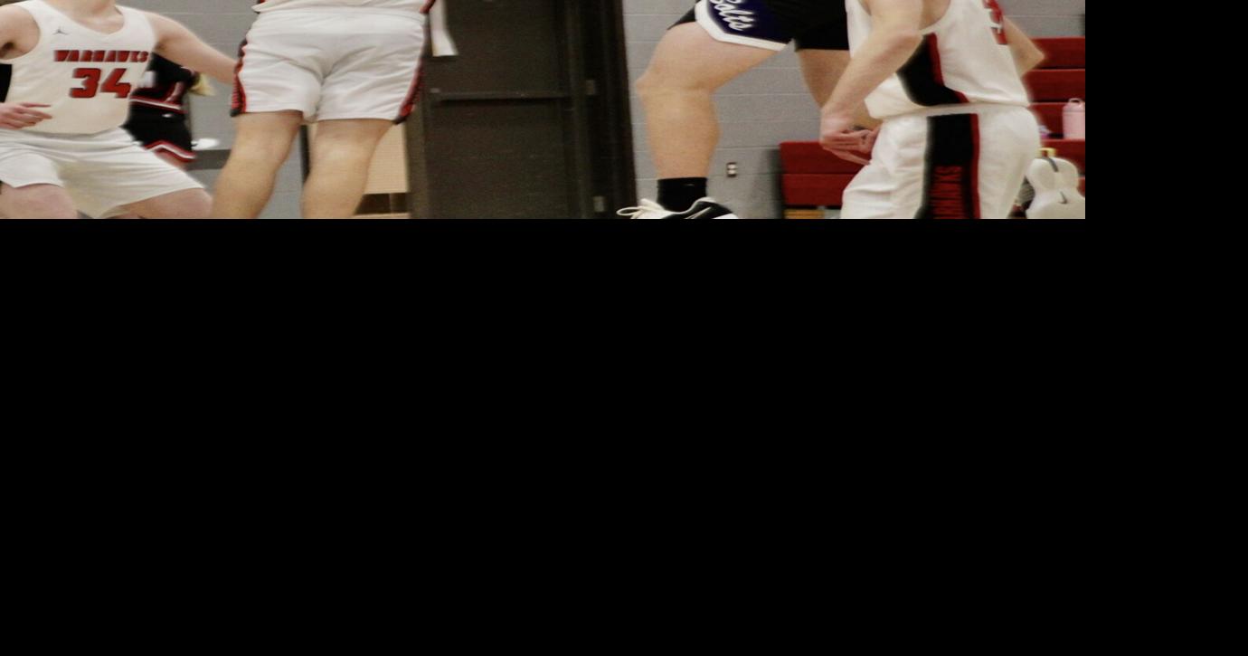 No. 10 Warhawks steal game from Baxter | Sports | oskaloosa.com
