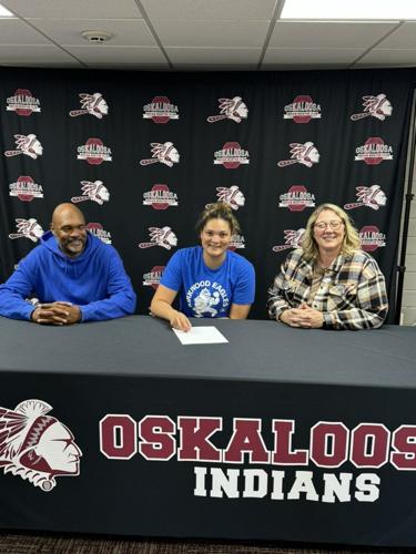 Oskaloosa’s Foster signs with Kirkwood | Sports | oskaloosa.com