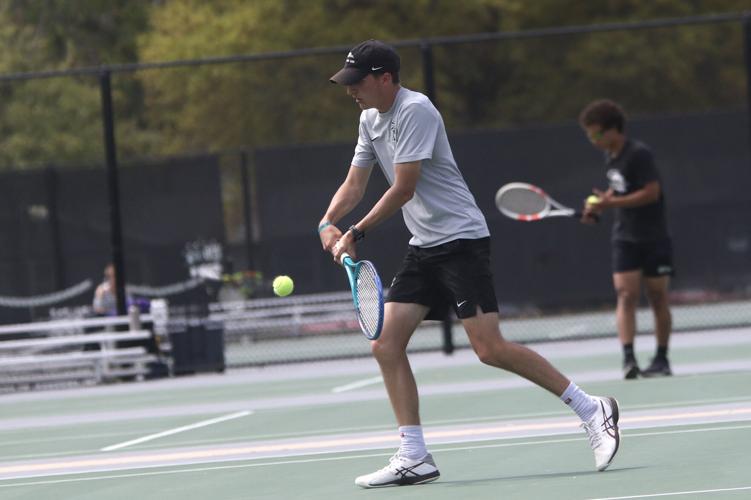 Pella takes third at LHC Meet, Shaffer wins flight | Pella | oskaloosa.com