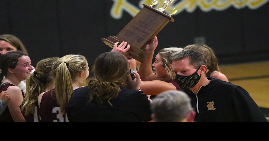 Indians let it fly in Eddy-looska showdown victory | Sports | oskaloosa.com