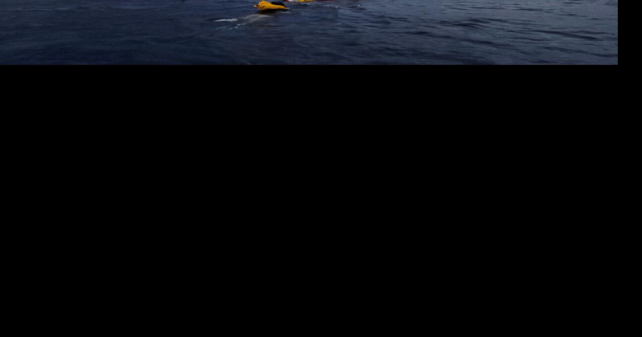 Survivors of plane crash off Florida were on a life raft for hours with ...