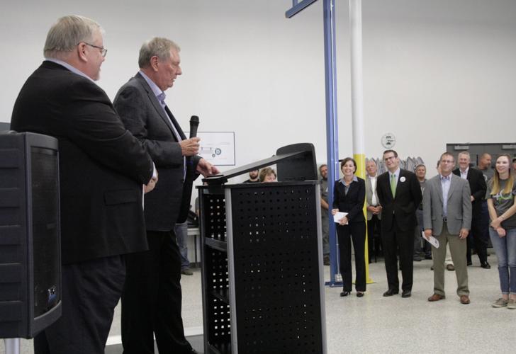Governor helps PPI celebrate 40 years | Pella | oskaloosa.com