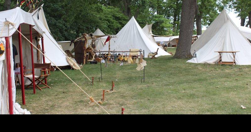 Buckskinners take over Nelson Pioneer Farm with Dog Hollow Rendezvous ...