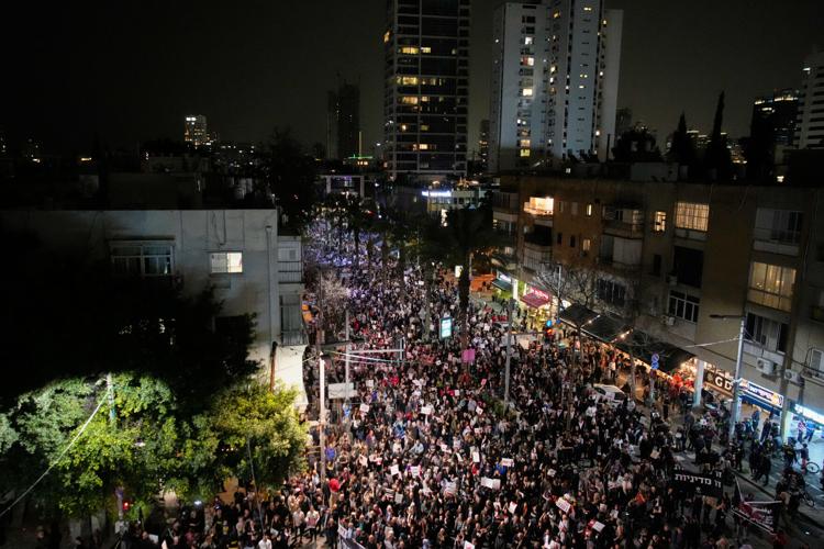 Besieged by gang violence, Palestinian citizens in Israel demand more ...