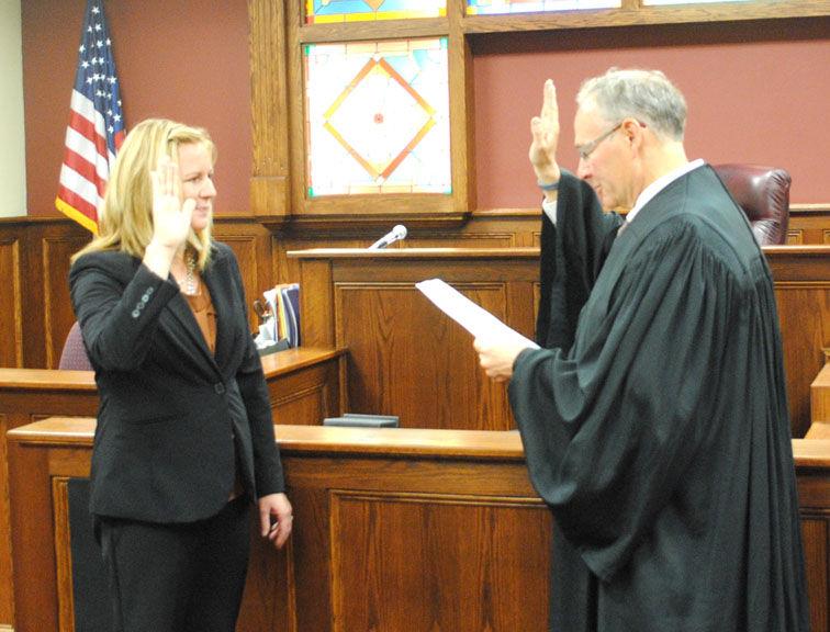 Amber Thompson sworn in as new magistrate | Local News | oskaloosa.com