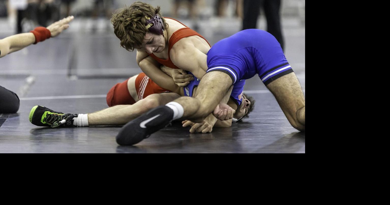Dutch roll up three wrestling wins at Prairie Wolf Duals | Pella ...