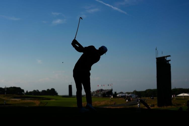 Dustin Johnson turns back the clock and enjoys a golden hour at the US ...