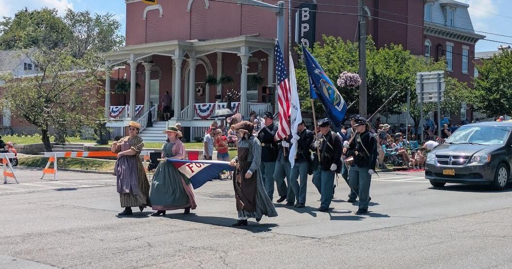 Oswego hosts parade, block party and fireworks | | oswegocountynewsnow.com
