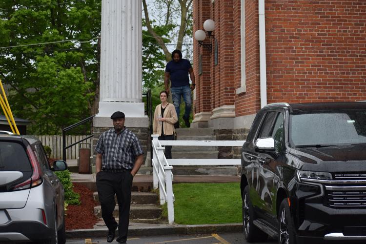 Witness says Stewart shot man outside Sting; lawyer casts doubt | News ...