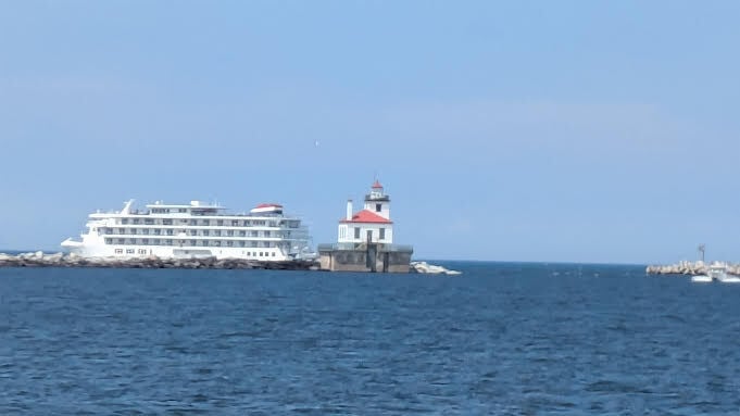 Lake Ontario Waterfront Festival soaks up the sun and history | News ...