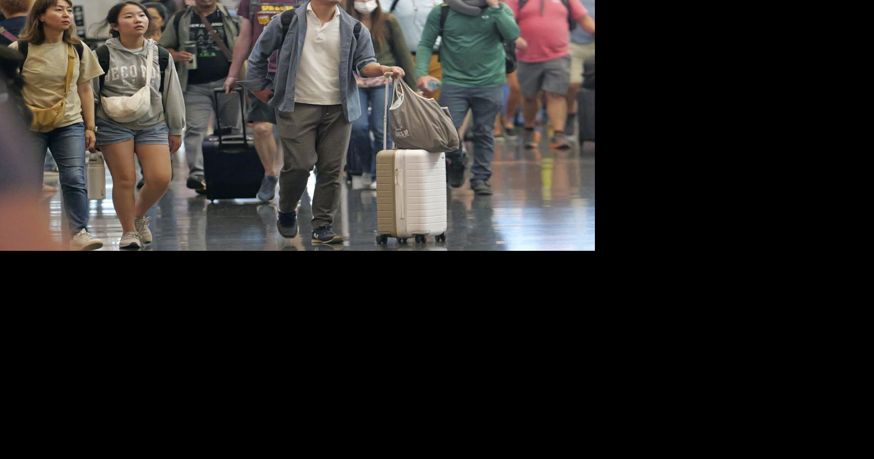 Travelers are getting a head start on the Labor Day weekend, packing ...