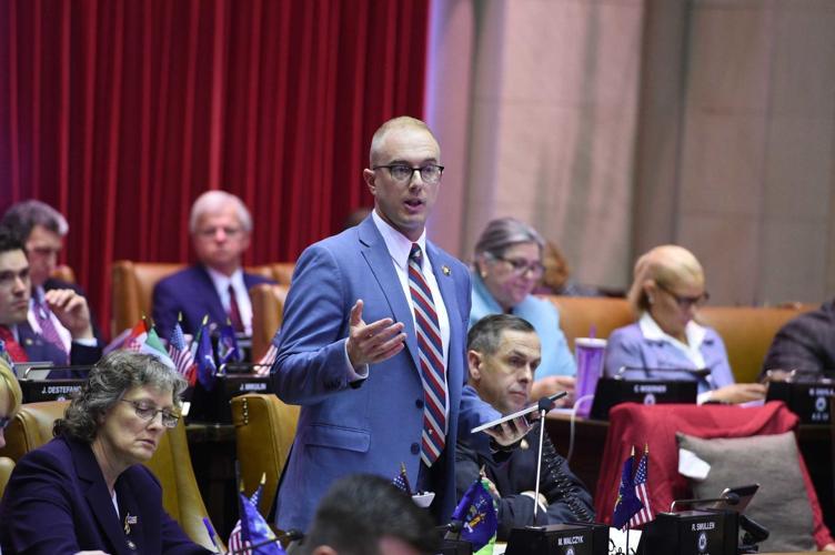 Local politicians react to Gov. Hochul's State of State address | News ...
