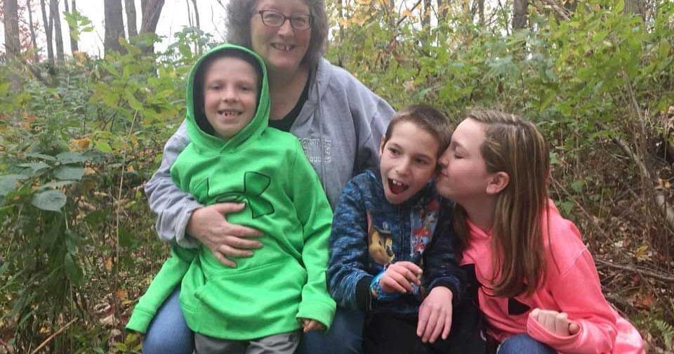 Beloved Pall-Times copy editor Colleen Goewey retires | News ...