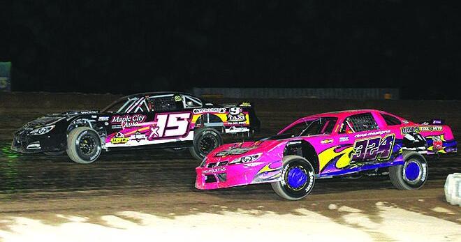 DIRTcar Pro Stock Series comes to Fulton | Sports | oswegocountynewsnow.com