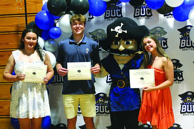 Buc Boosters shine spotlight on senior athletes | Sports ...