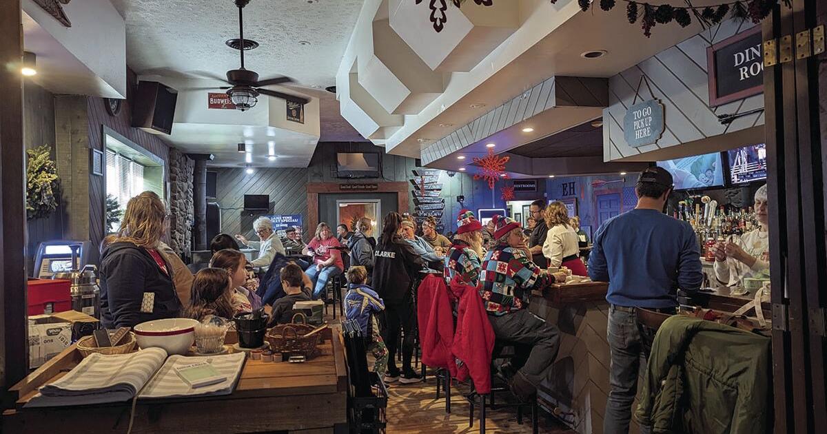 Eis House hosts Community Cheer Day | News | oswegocountynewsnow.com