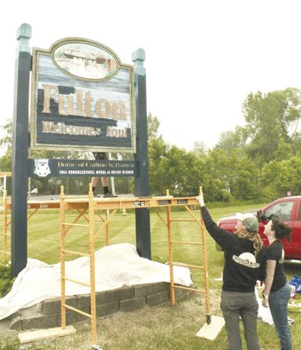 Fulton revitalizes gateway signs | News | oswegocountynewsnow.com