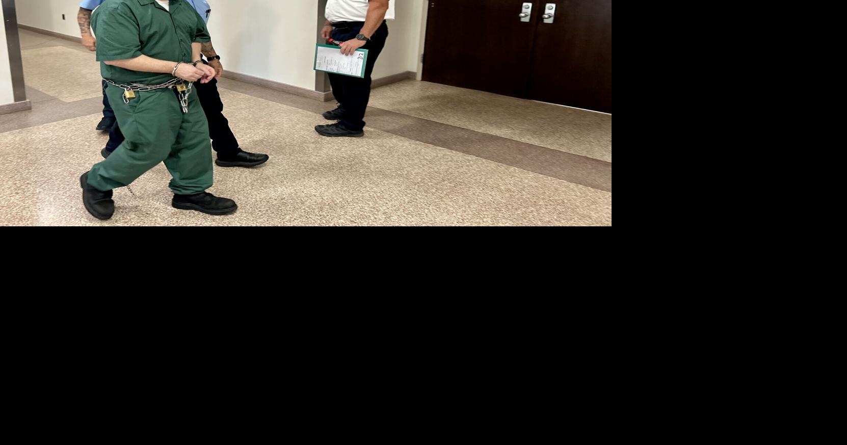 Reports: Waldron arrest during murder trial was violent struggle with ...