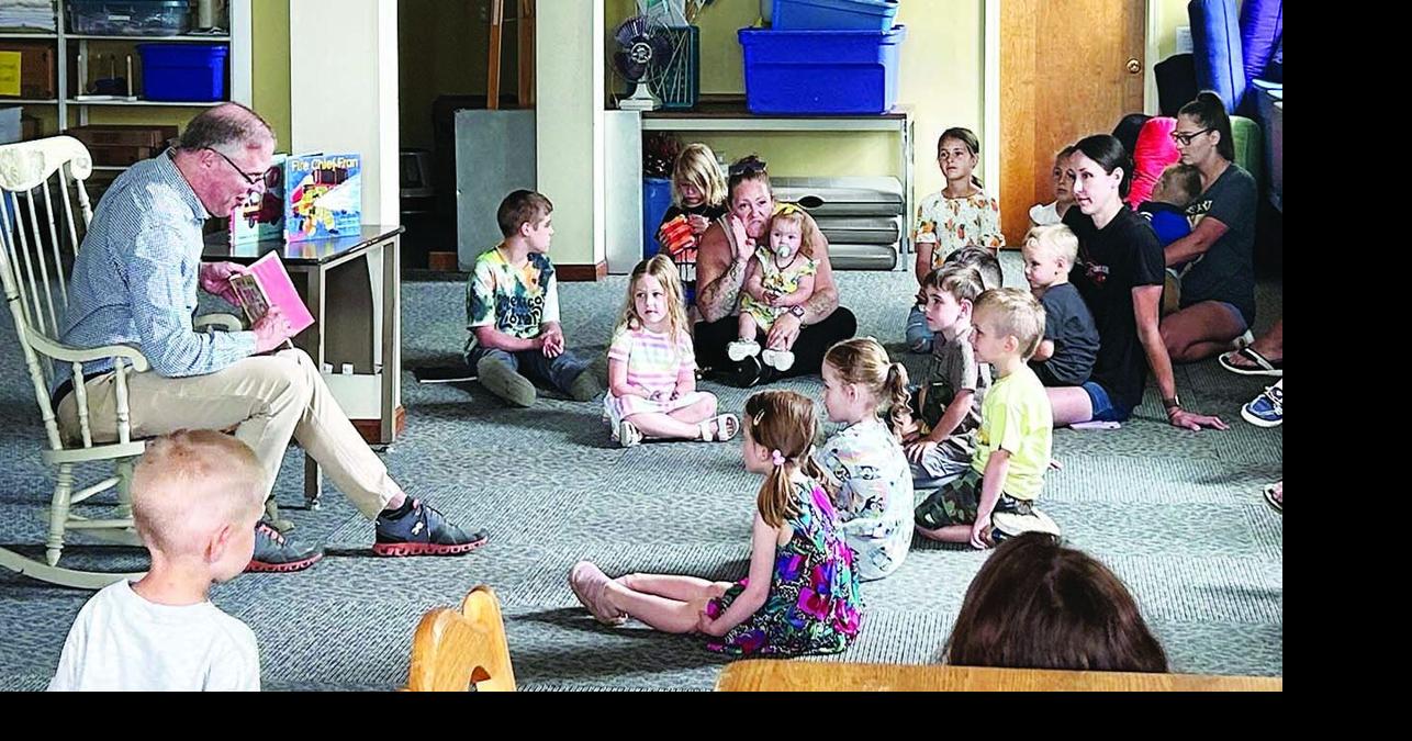 Assembly Minority Leader Will Barclay visits Mexico library | News | oswegocountynewsnow.com