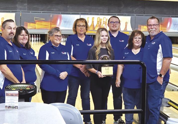 Fulton’s Murphy presented with Eagle Award for bowling | Sports ...