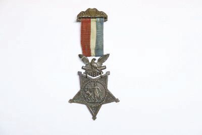 Mary Walker’s rarely seen Medal of Honor goes on display for members ...